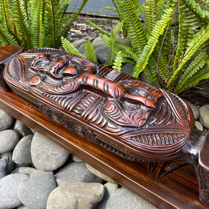 Papahou - Waka Huia Treasure Box - Waka Huia For Sale – An Eye 4 Art
