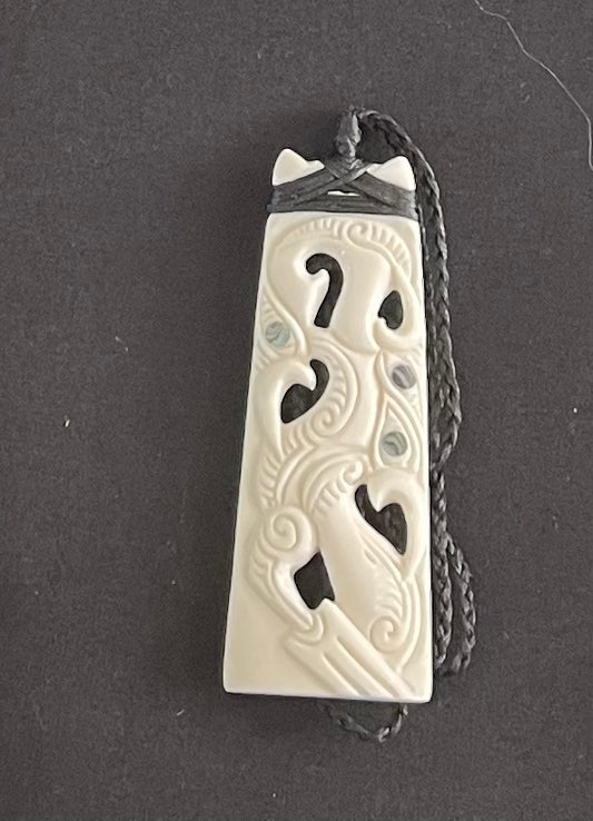Bone Carving Necklace - Bone Pendants - Maori Bone Carving – An Eye 4 Art