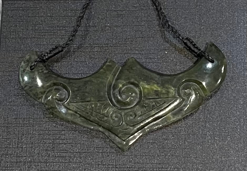 Breastplate Pounamu - Maori Greenstone - Pounamu – An Eye 4 Art