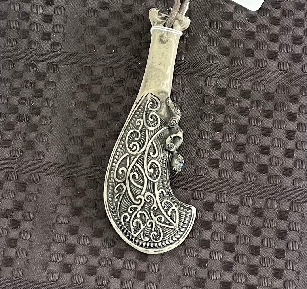 Patu - Maori Patu - Patu For Sale - Maori Weapon - Patu Weapon – An Eye ...