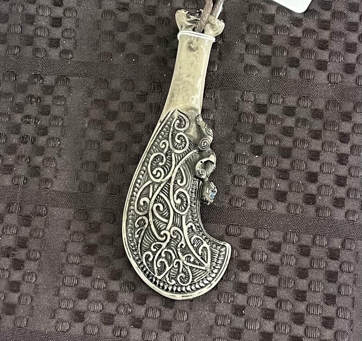 Patu - Maori Patu - Patu For Sale - Maori Weapon - Patu Weapon – An Eye ...